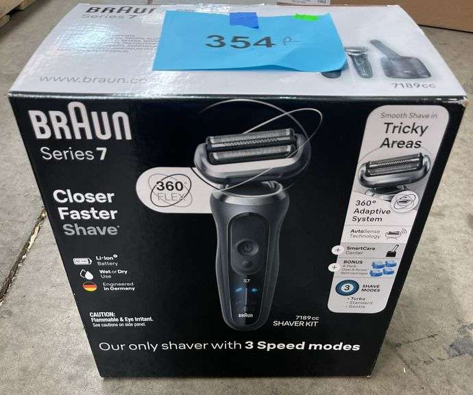 BRAUN SERIES 7 SHAVER KIT IN BOX - Earl's Auction Company