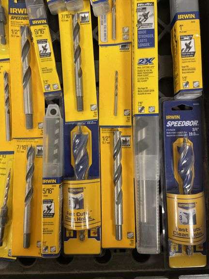 MISC LOT OF IRWIN DRILL BITS - Earl's Auction Company