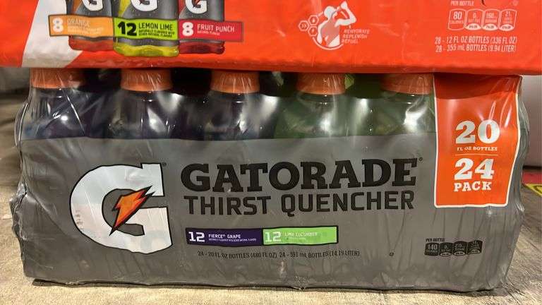 (4) PACKS OF GATORADE - Earl's Auction Company