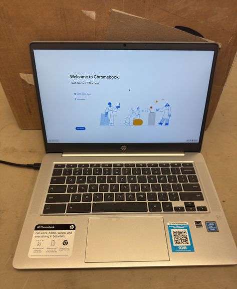 HP 14" CHROMEBOOK W/ BOX - Earl's Auction Company