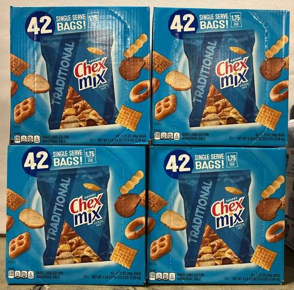 (4) BOXES OF CHEX MIX - Earl's Auction Company