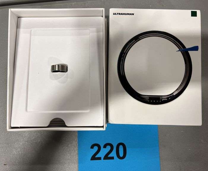 ULTRAHUMAN RING AIR IN BOX - SIZE 6 - Earl's Auction Company