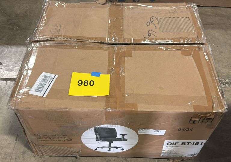 BIG & TALL OFFICE CHAIR IN BOX - Earl's Auction Company