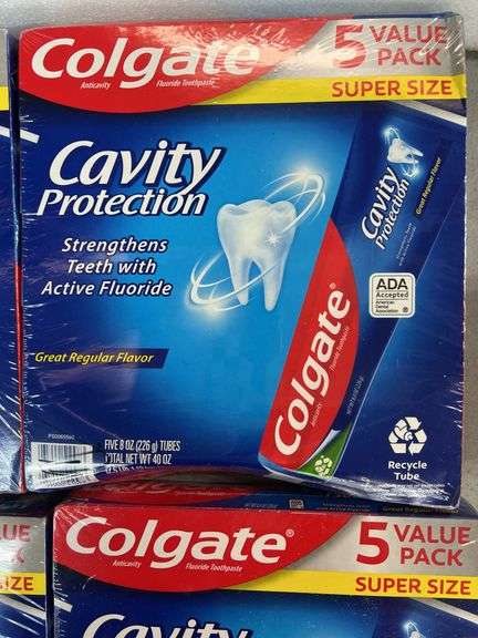 (4) PACKS OF COLGATE TOOTHPASTE - Earl's Auction Company