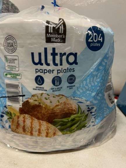 (2) PACKS OF PAPER PLATES - Earl's Auction Company