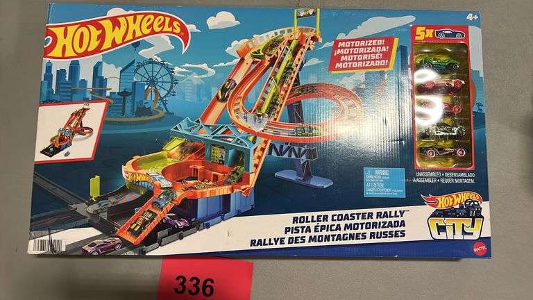 KIDS HOT WHEELS ROLLER COASTER RALLY SET IN BOX - Earl's Auction Company