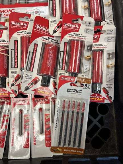 MISC LOT OF DIABLO TOOL ITEMS - Earl's Auction Company