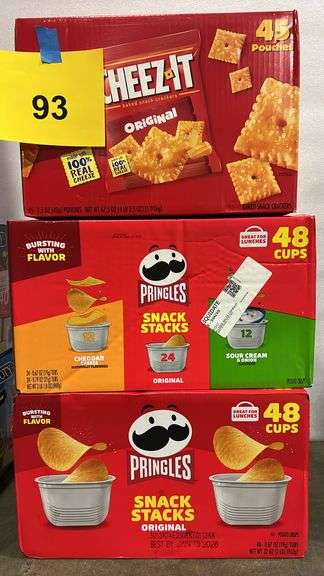 (3) BOXES OF SNACKS - PRINGLES & CHEEZ ITS - Earl's Auction Company