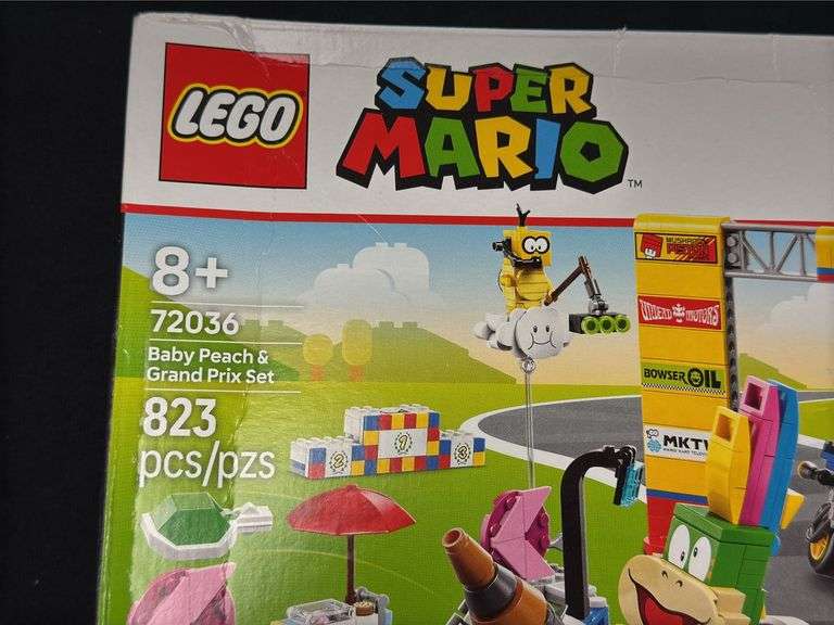LEGO SUPER MARIO SET IN BOX - Earl's Auction Company