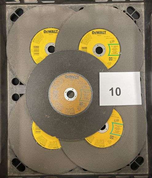 (5) DEWALT 12" CONCRETE/ MASONRY CUTTING WHEELS - Earl's Auction Company