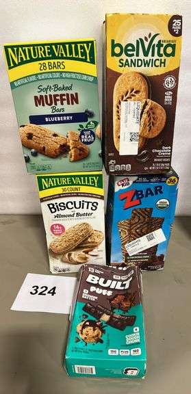 MISC LOT OF FOOD ITEMS - SEE PHOTOS - Earl's Auction Company