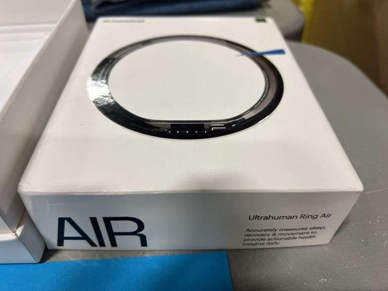 ULTRAHUMAN RING AIR IN BOX - SIZE 6 - Earl's Auction Company