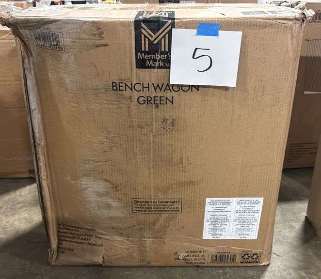 BENCH WAGON IN BOX - GREEN - Earl's Auction Company