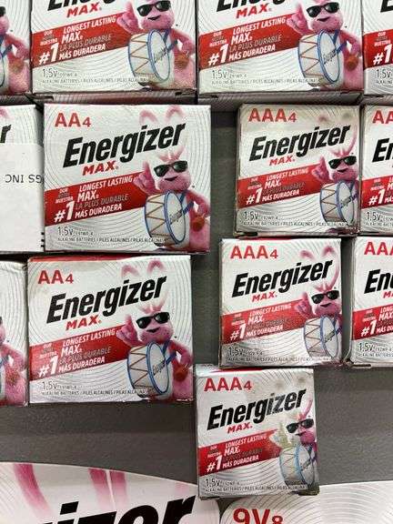 (2) PACKS OF ENERGIZER BATTERIES & (17) BOXES - Earl's Auction Company