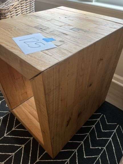 MAGNOLIA HOME WOOD END TABLE - Earl's Auction Company