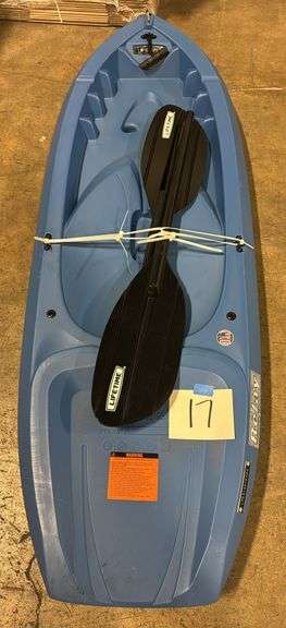 LIFETIME RELAY YOUTH KAYAK W/ PADDLE - BLUE - Earl's Auction Company