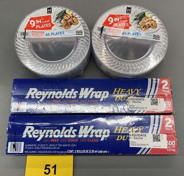4PC SERVEWARE LOT - PLATES & REYNOLDS WRAP - Earl's Auction Company