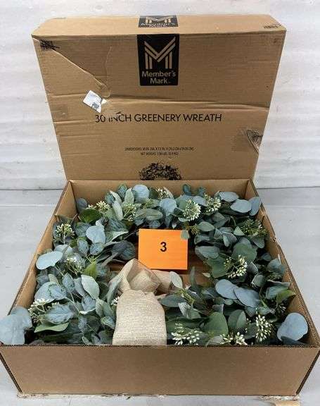 30" GREENERY WREATH IN BOX - Earl's Auction Company
