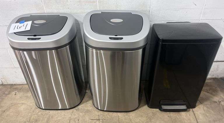 (3) TRASH CANS - Earl's Auction Company