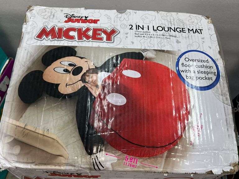 KIDS DISNEY JUNIOR MICKEY 2 IN 1 LOUNGE MAT IN BOX - Earl's Auction Company
