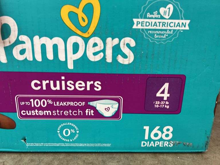 BOX OF PAMPERS DIAPERS - SIZE 4 - Earl's Auction Company