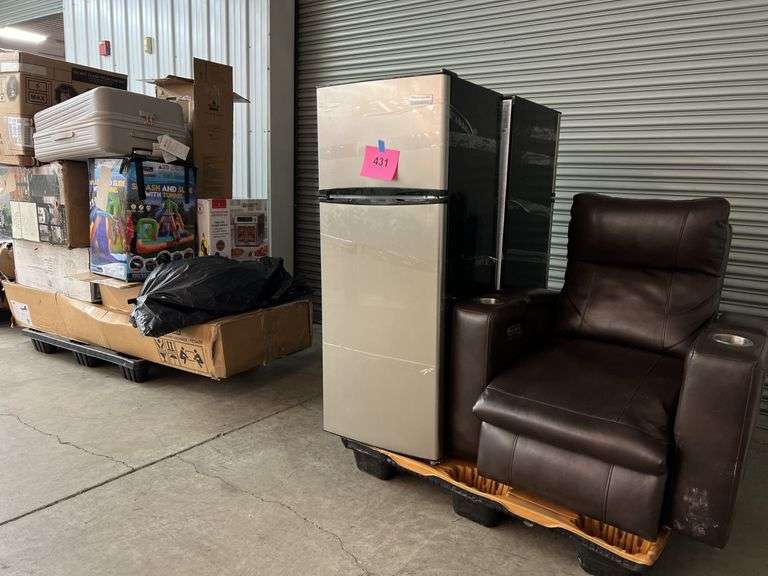 AS IS - DAMAGED/ MISMATCHED ITEMS - SEE PHOTOS - Earl's Auction Company