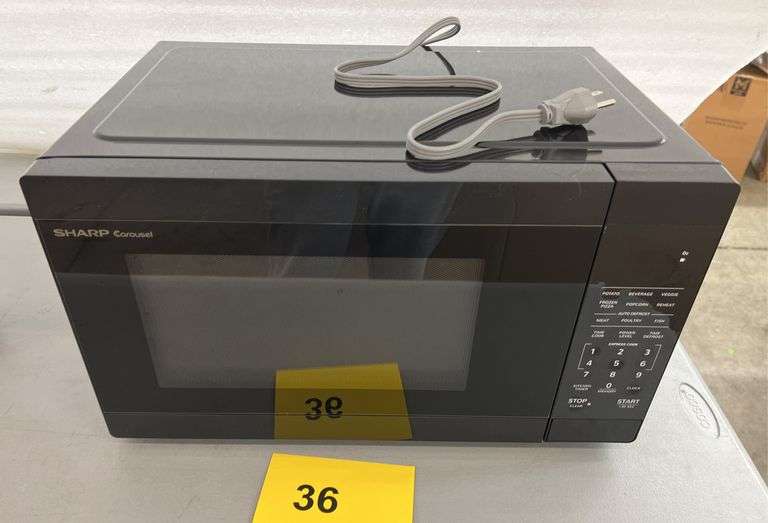 SHARP CAROUSEL MICROWAVE OVEN - Earl's Auction Company