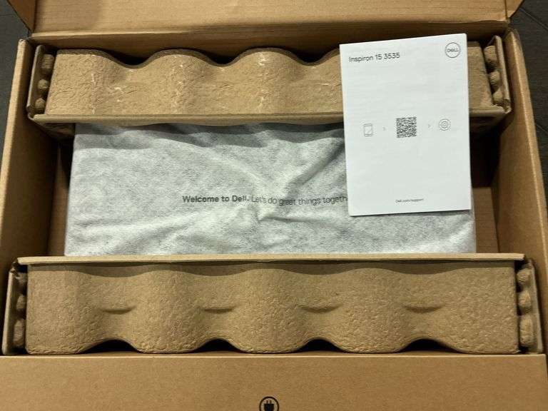 NEW DELL INSPIRON 15.6" LATOP IN BOX MODEL 3535 - Earl's Auction Company