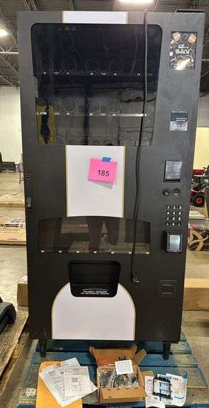 Selectivend Refreshment Center Combo Snack & Drink Vending Machine ...