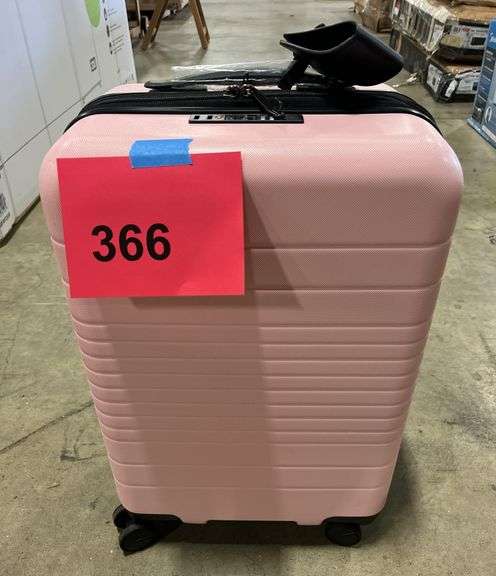 HARDSHELL ROLLING CARRY ON LUGGAGE - PINK - Earl's Auction Company