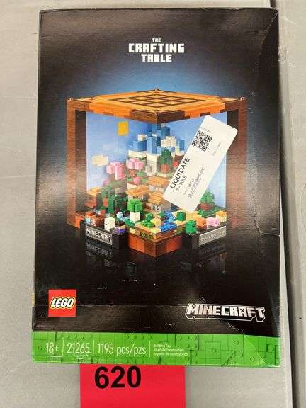 LEGO MINECRAFT CRAFTING TABLE SET IN BOX - Earl's Auction Company