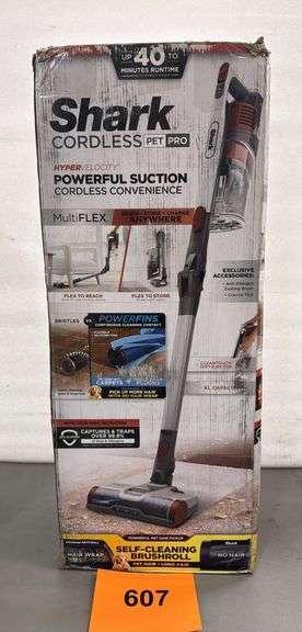 SHARK CORDLESS PET PRO VACUUM IN BOX - Earl's Auction Company