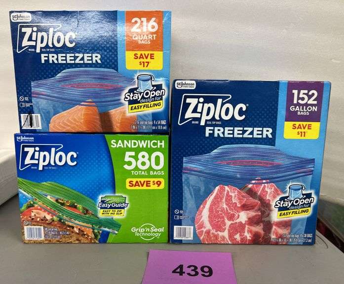 (3) BOXES OF ZIPLOC BAGS - Earl's Auction Company