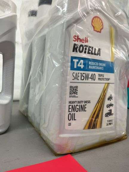 (5) JUGS OF SHELL OIL - Earl's Auction Company