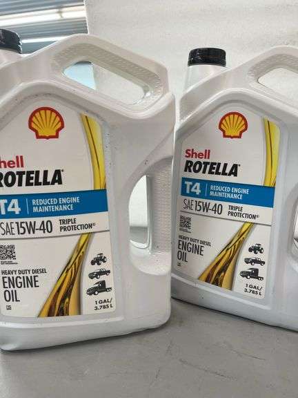 (5) JUGS OF SHELL OIL - Earl's Auction Company