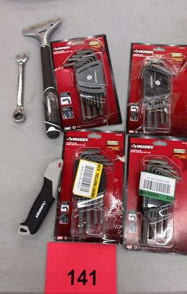 MISC TOOL LOT - SEE PHOTOS - Earl's Auction Company