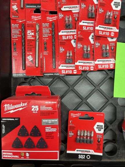 MISC LOT OF MILWAUKEE TOOL ITEMS - Earl's Auction Company