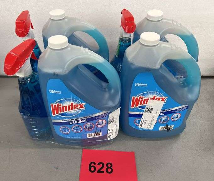 (4) JUGS OF WINDEX & (3) SPRAY BOTTLES - Earl's Auction Company