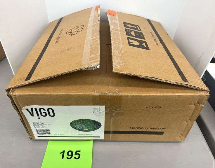 VIGO GLASS VESSEL BATHROOM SINK IN BOX - Earl's Auction Company