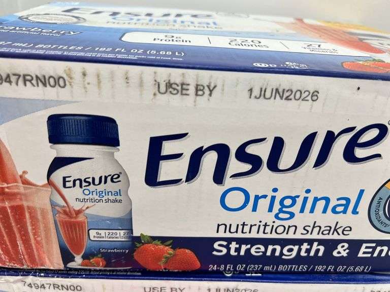 (2) BOXES OF ENSURE NUTRITION SHAKES - Earl's Auction Company
