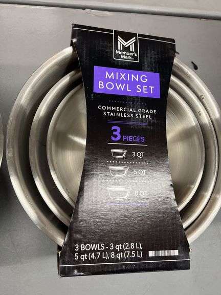 (2) 3PC MIXING BOWL SETS - Earl's Auction Company