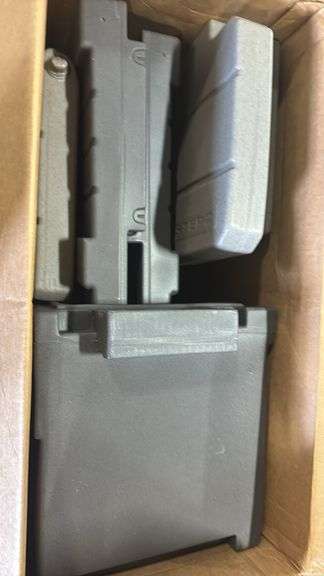 STEP 2 STORAGE STEPS W/ HANDRAIL IN BOX - Earl's Auction Company