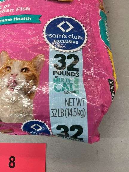(1) 32LB BAG OF FRISKIES CAT FOOD - Earl's Auction Company