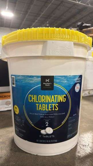 40LB BUCKET OF CHLORINATING TABLETS - Earl's Auction Company