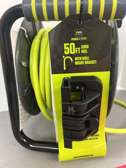 MASTERPLUG 50FT CORD REEL & WALL MOUNT - Earl's Auction Company