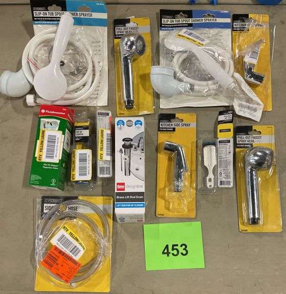 MISC LOT OF PLUMBING ITEMS - SEE PHOTOS - Earl's Auction Company