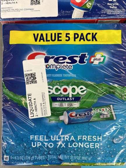 (4) PACKS OF TOOTHPASTE - COLGATE & CREST - Earl's Auction Company