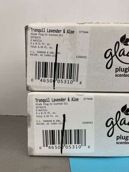 (2) BOXES OF GLADE PLUG IN SCENTED OIL REFILLS - Earl's Auction Company