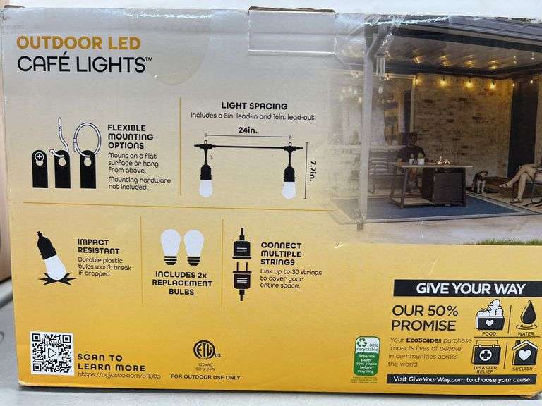 ECO SCAPES OUTDOOR LED CAFE LIGHTS IN BOX - Earl's Auction Company
