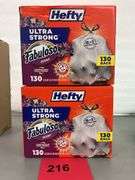 (2) BOXES OF HEFTY TRASH BAGS - Earl's Auction Company
